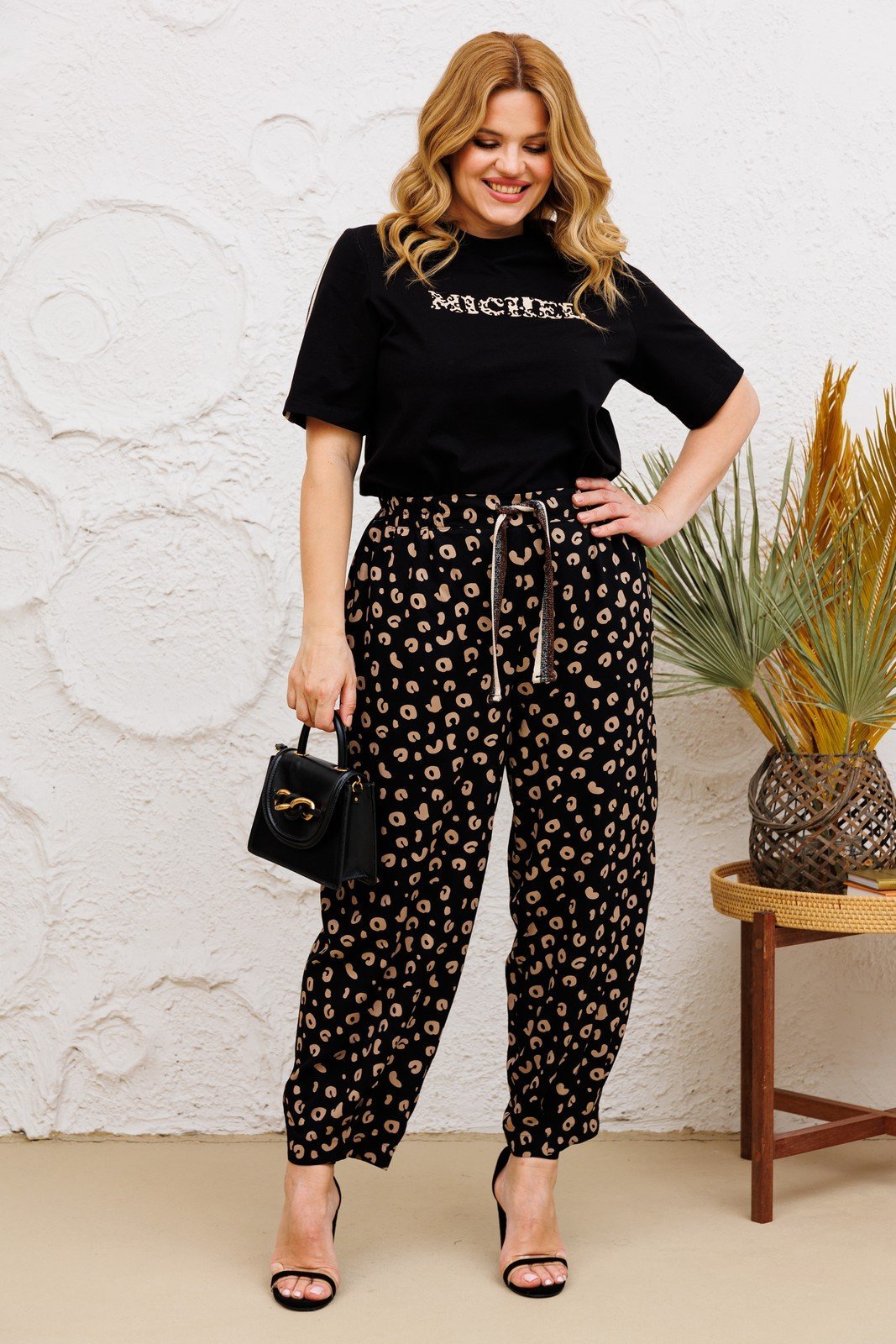 Костюм брючный 1377 черный + леопард Michel Chic купить в интернет магазине | в наличии